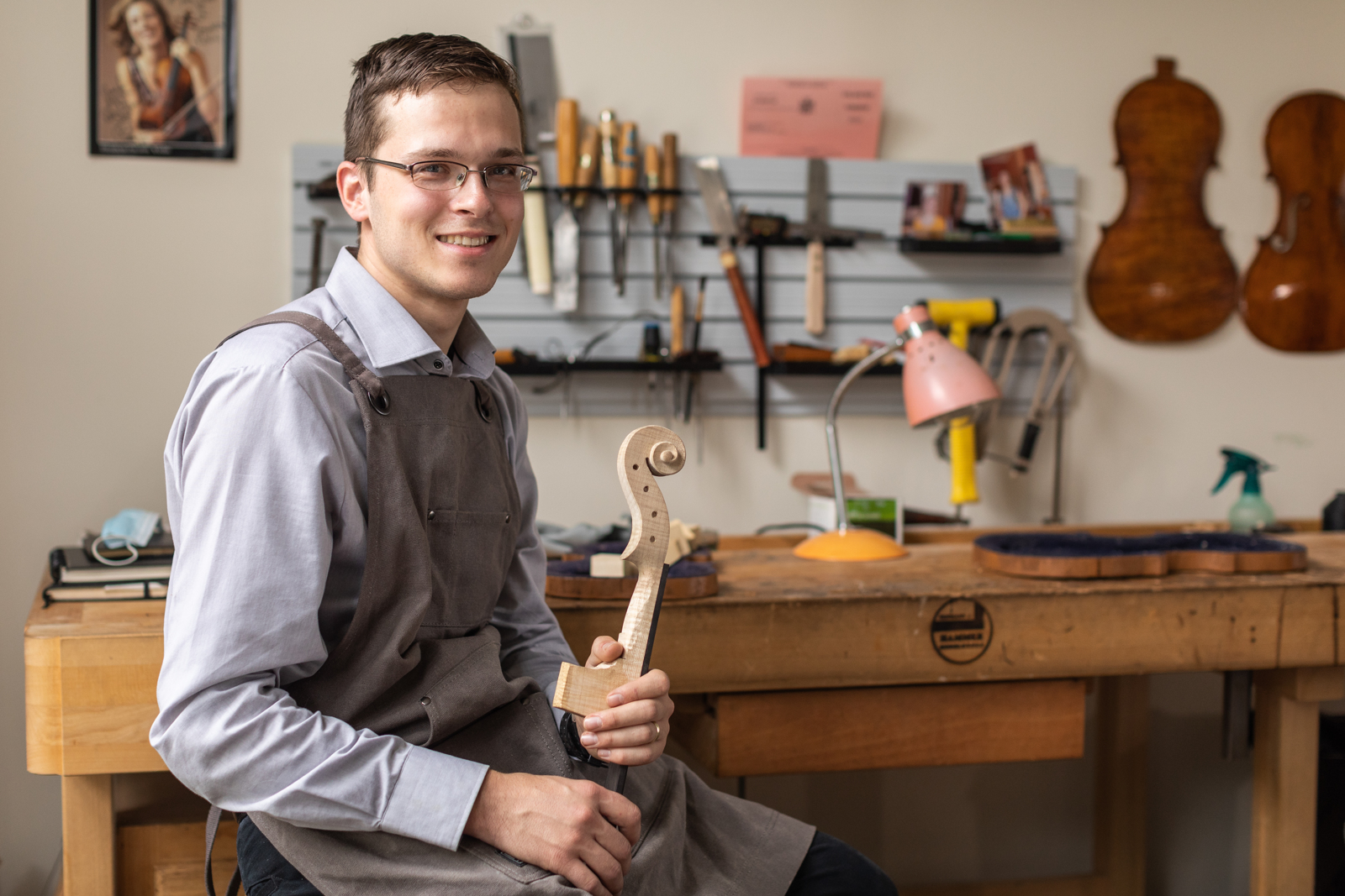 Archetier & Luthier Bios - Welcome to the American Viola Society!